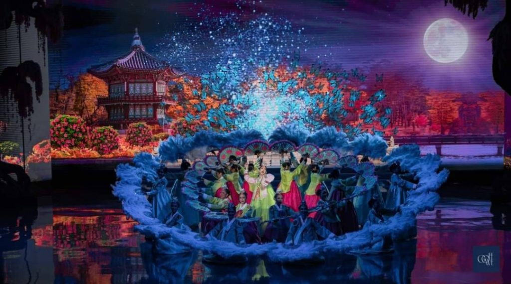 Colosseum Cabaret Show Pattaya - Leading of Modern Cabaret Show